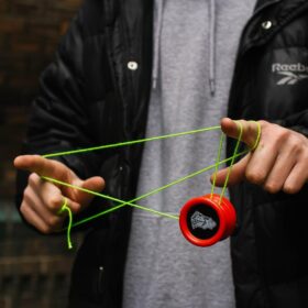 How to Tie a Yoyo String - YoYoFactory Europe